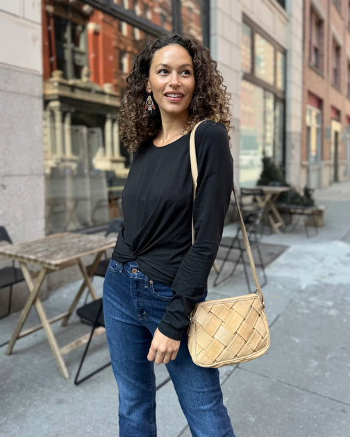 Pasha Twist Top in Black – Mango & Main